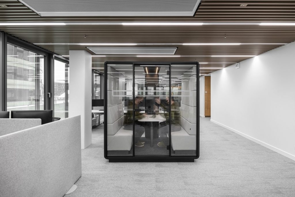 ᑕ ᑐ Mobile furniture, the flexibility an agile office needs ️ Hushoffice