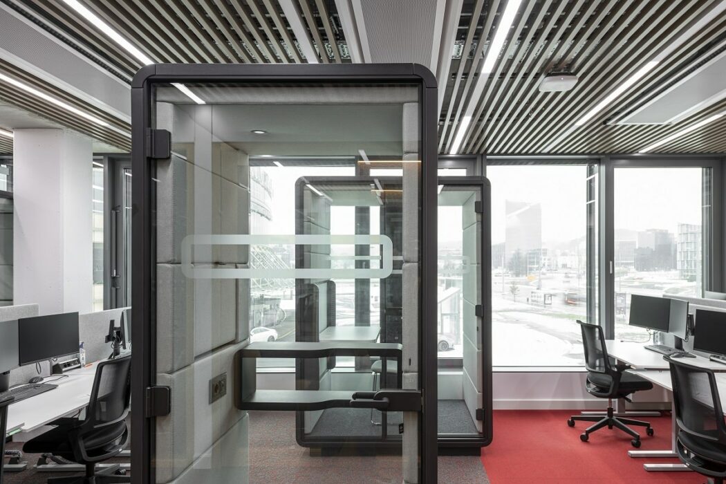 ᑕ ᑐ What tasks will a phone booth work for in the office? ️ Hushoffice